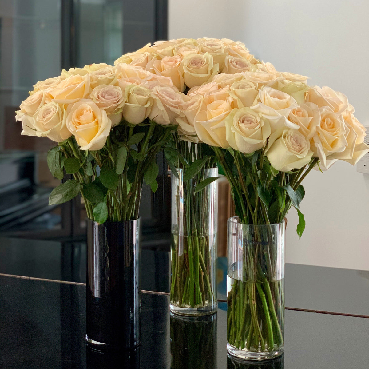 24 Cream Luxury Long Stem Roses – Rose Farmers